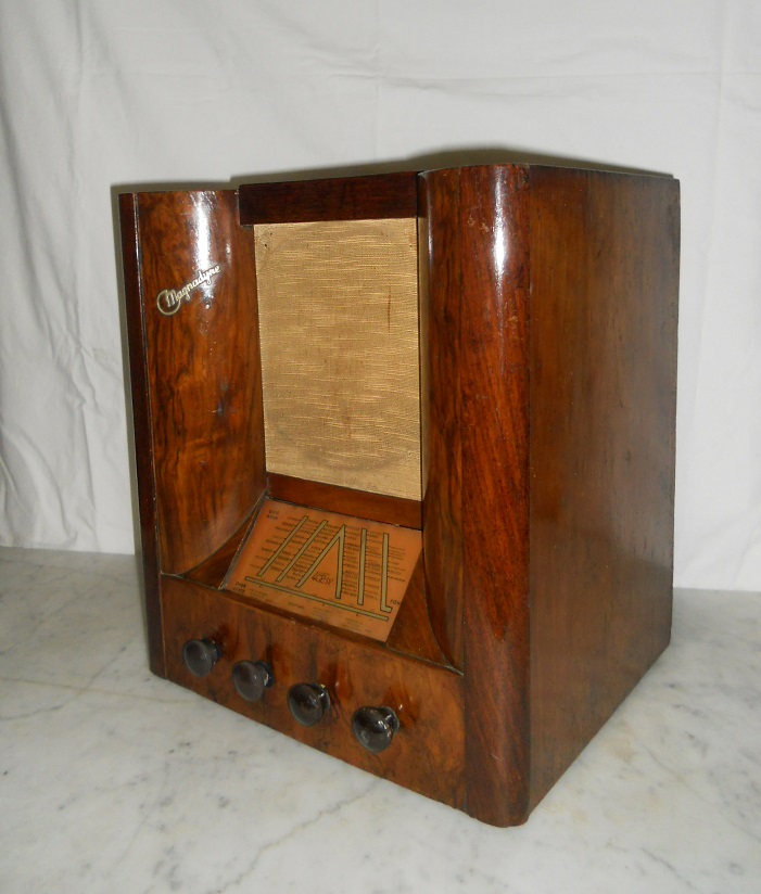 Magnadyne 402SV :: Le radio di Mirco